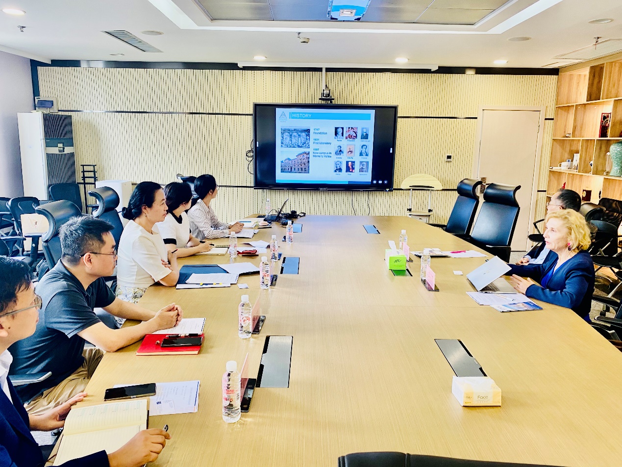 法国国立路桥大学副校长Marie- Christine Bert 女士一行访问上海大学-上海大学